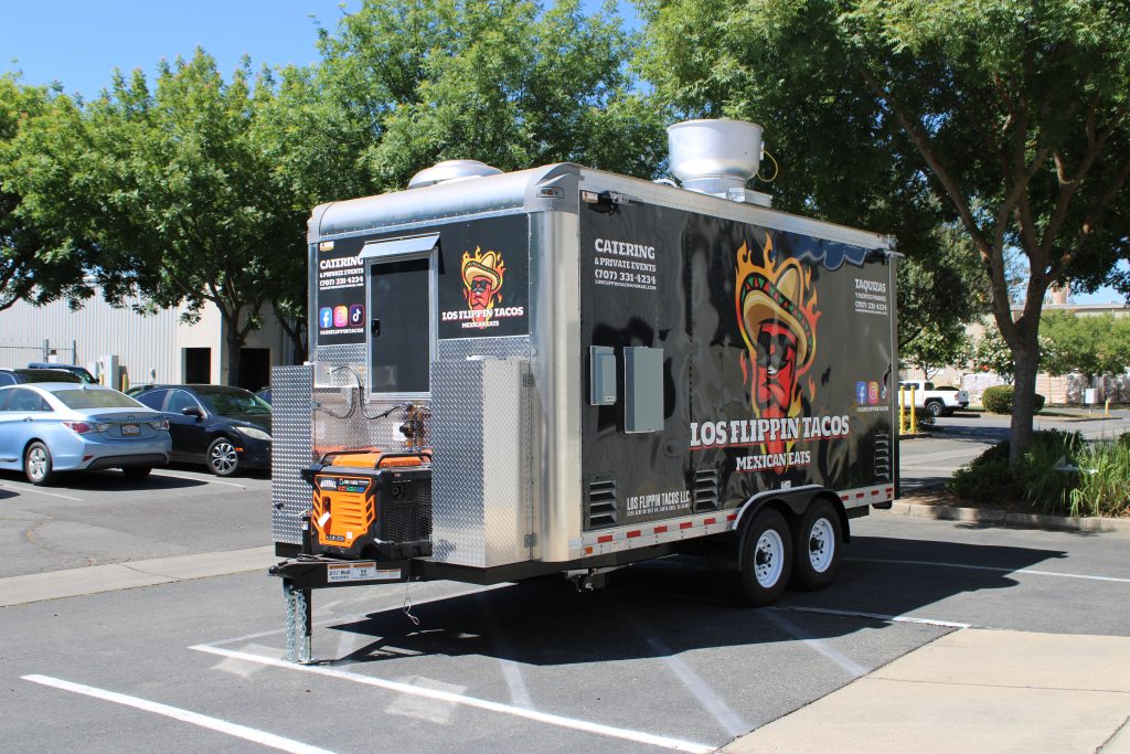 Los Flippin Tacos – Taco Food Trailer | Golden State Trailers